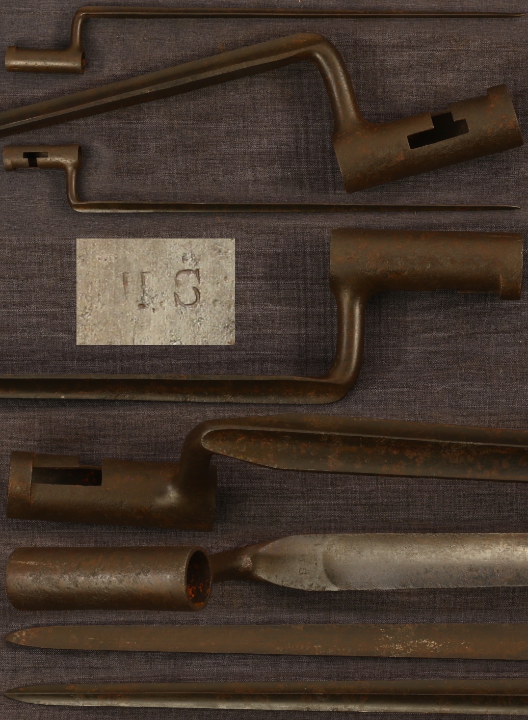 H&P conversion socket bayonet marked "US"