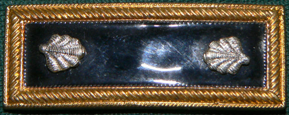 GAR Vetrans medal rank insignia, major, black background Excellent